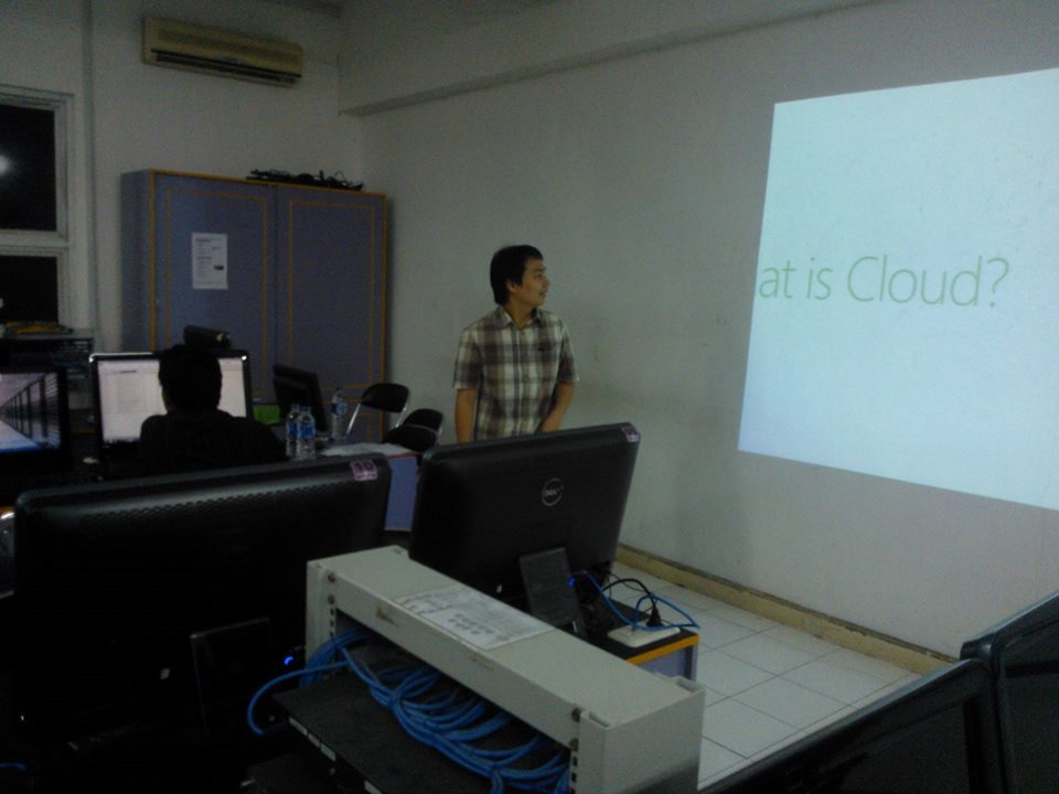 Workshop Windows Azure @STIMIK AMIKOM – Erick Kurniawan
